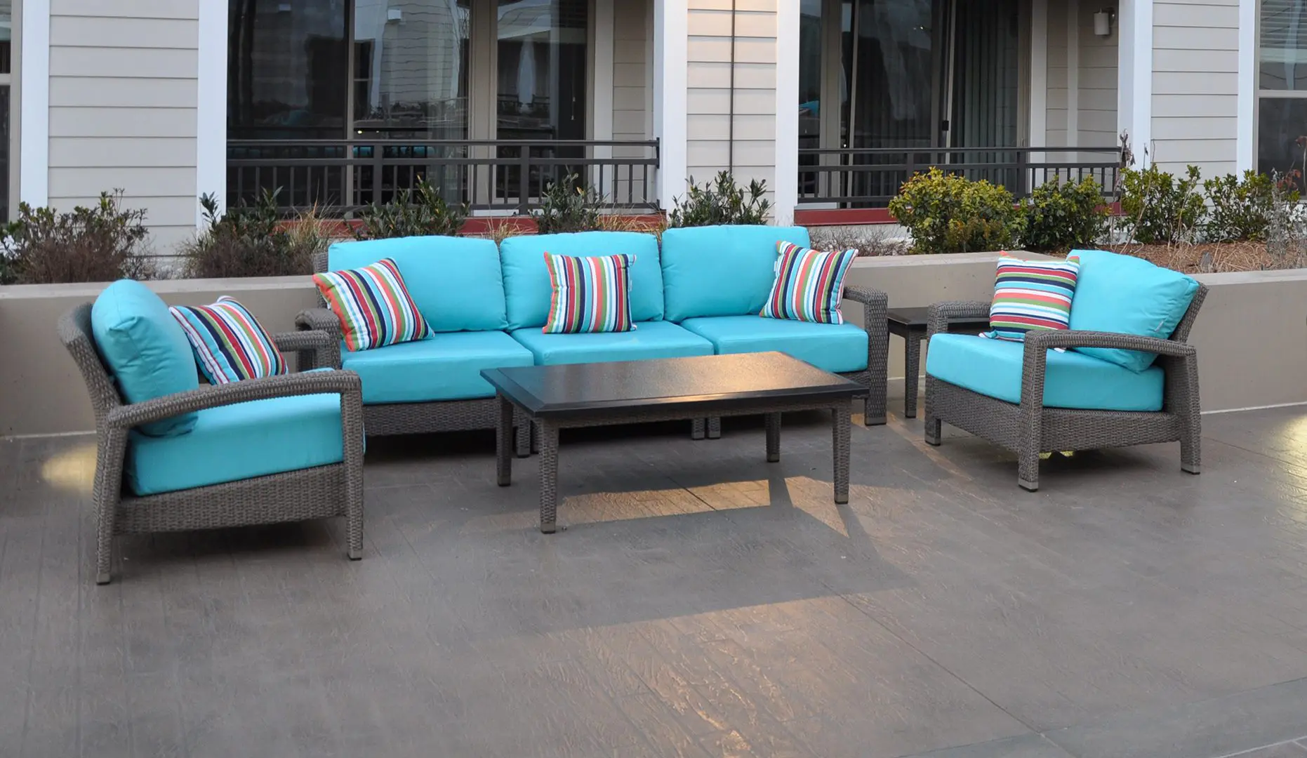 Quality Outdoor Furnishings - Hadsell Sun & Shade